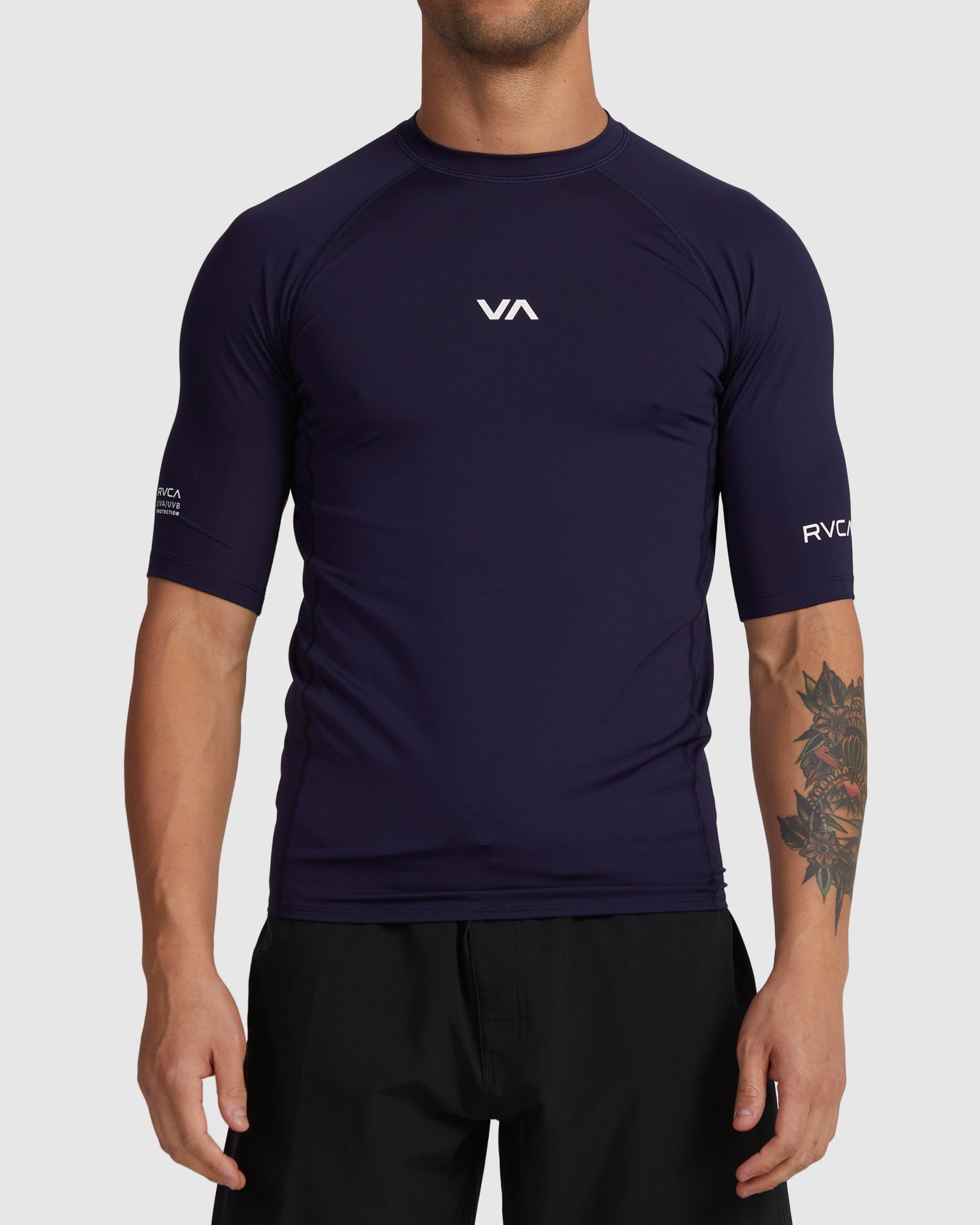 VA Shorts Sleeve Rashguard - Navy | RVCA
